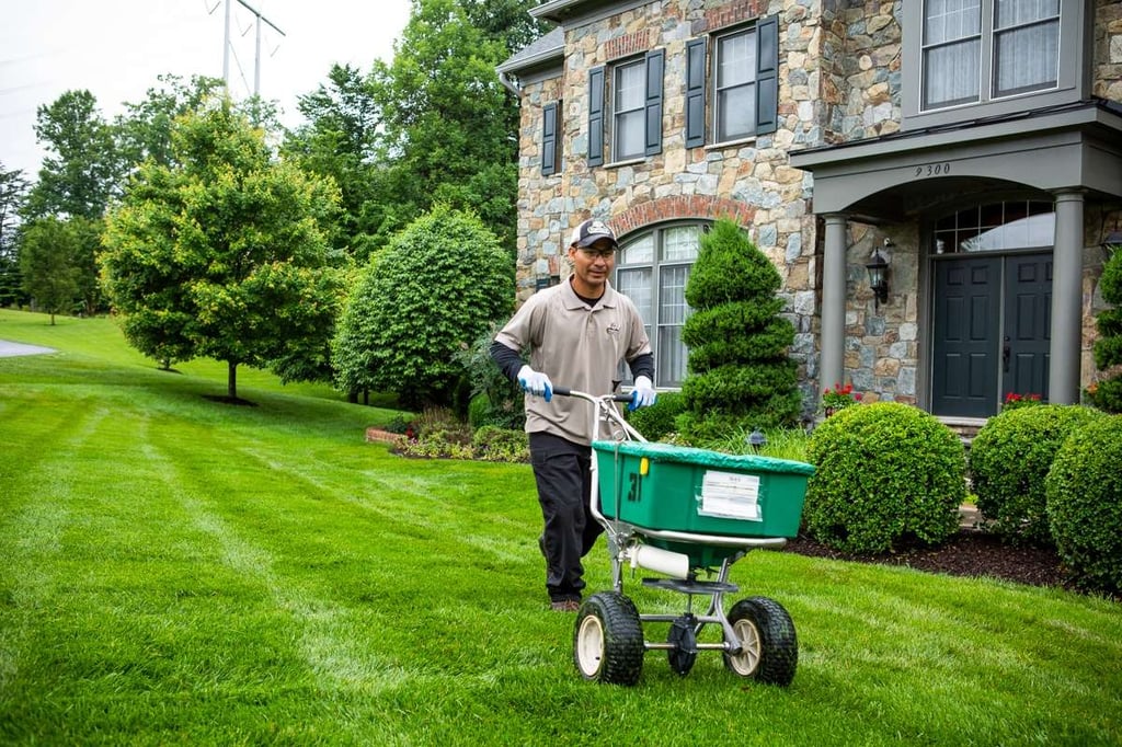 Career Center | Kingstowne Lawn & Landscape | Alexandria, VA